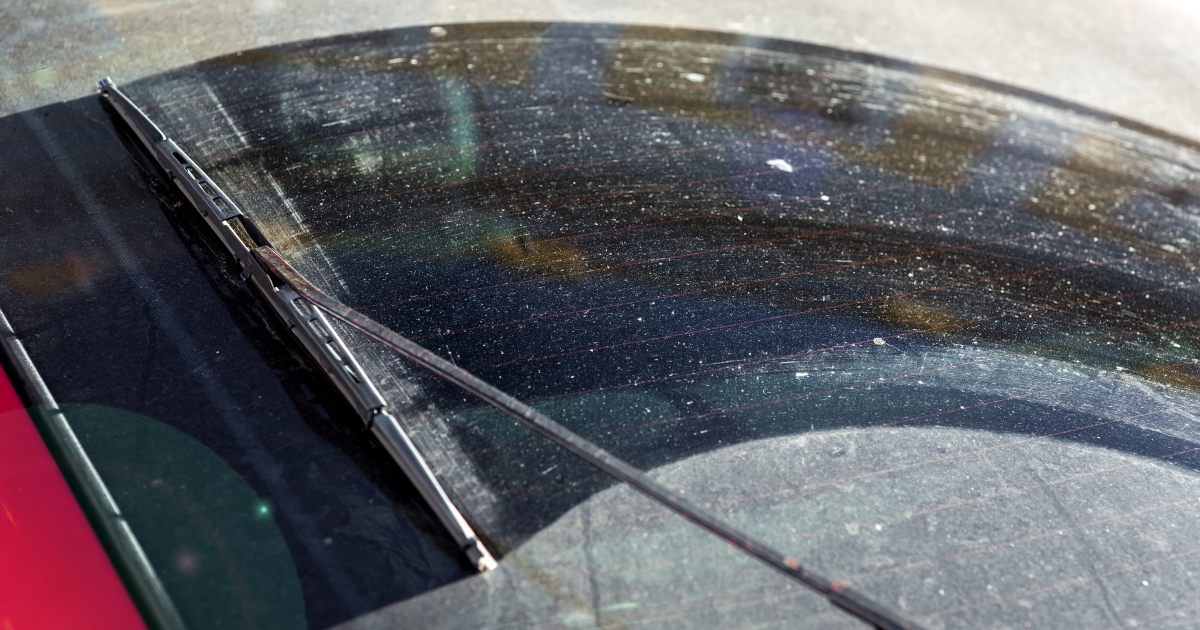 How a Dirty Windshield Increases Crash Risk in Minnesota
